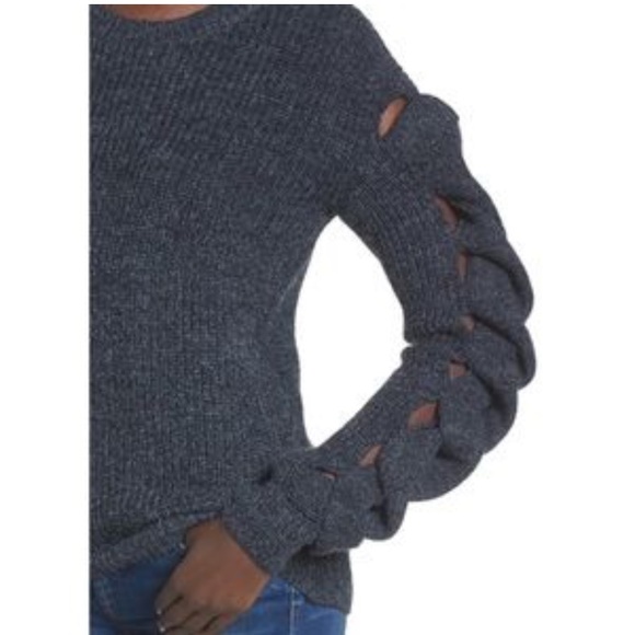 Leith | Sweaters | Nwot Leith Twist Sleeve Sweater | Poshmark